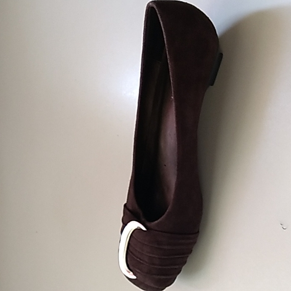 Vaneli | Shoes | Vintage Vaneli Suede Brown Flat Shoes | Poshmark